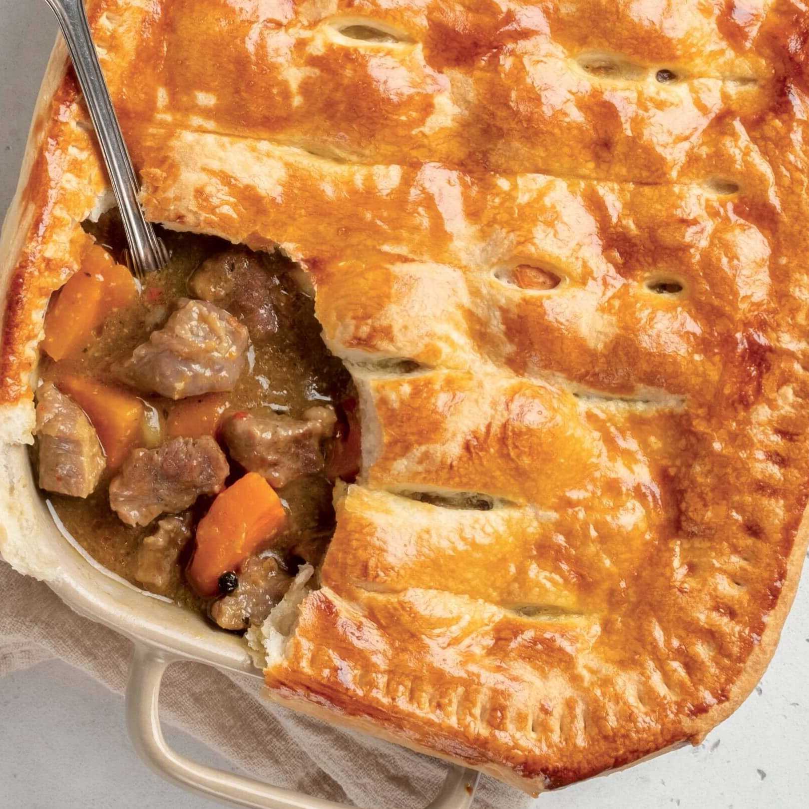 Steak Pot Pie Hearty Veggie And Beef Pot Pie